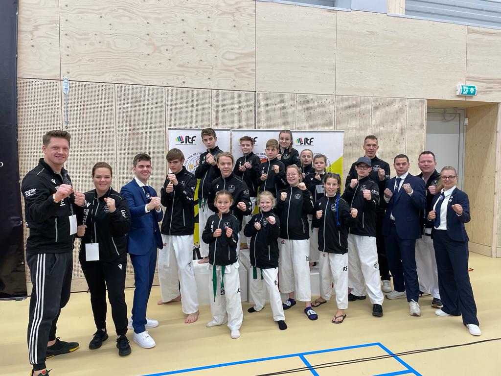 6 Nederlands Kampioenen bij Taekwon-Do Academy Chon-Ji - Chon Ji
